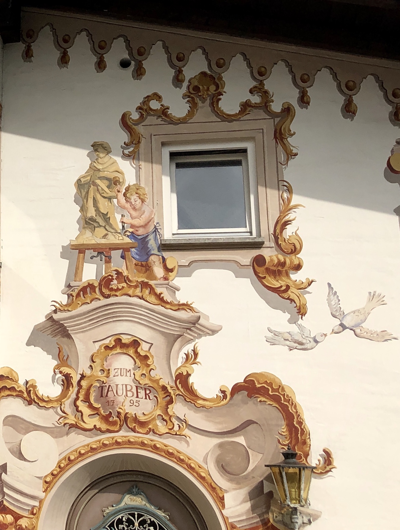 Mittenwalder Straße – Lüftlmalerei