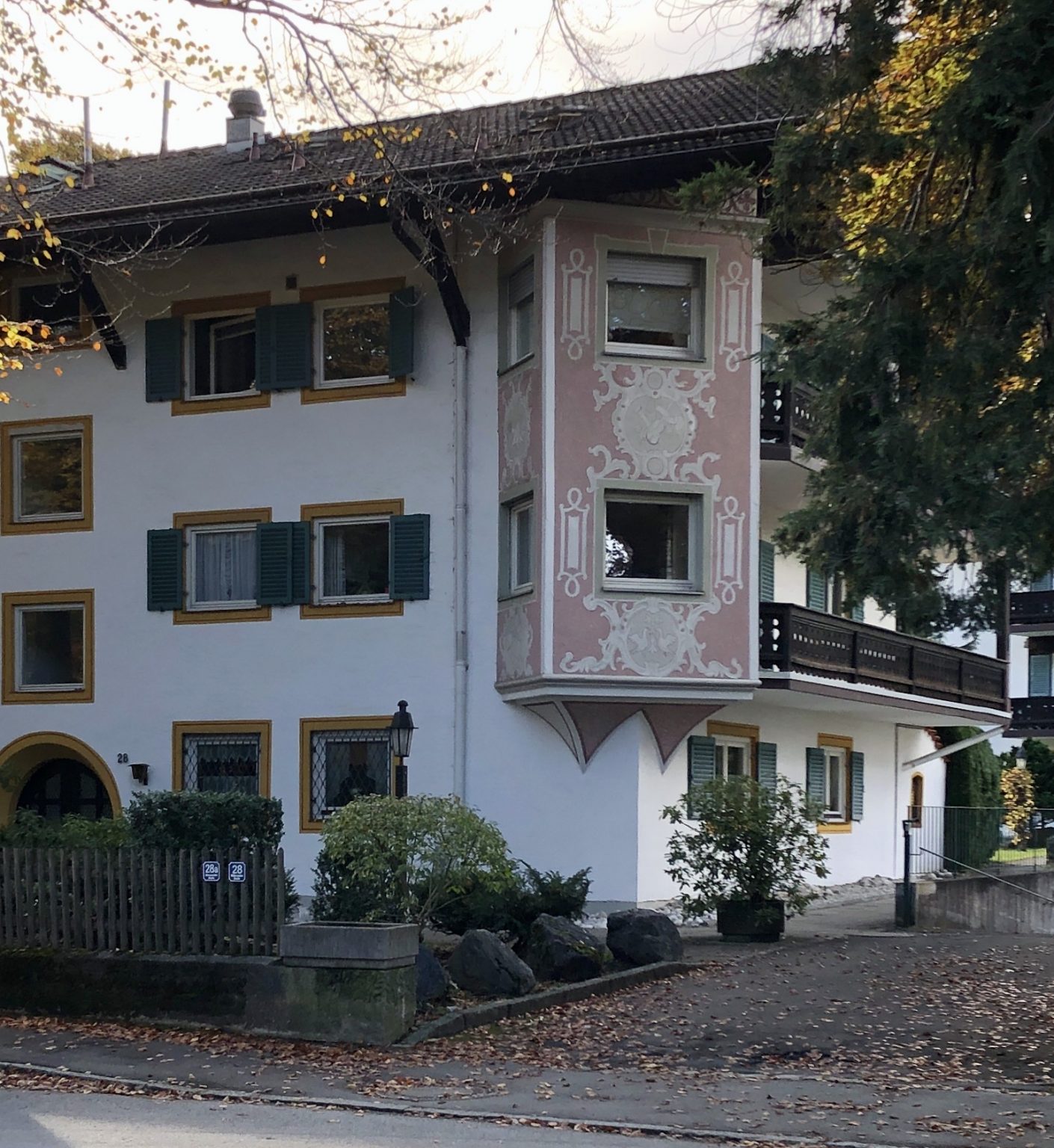 Mittenwalder Straße – Lüftlmalerei